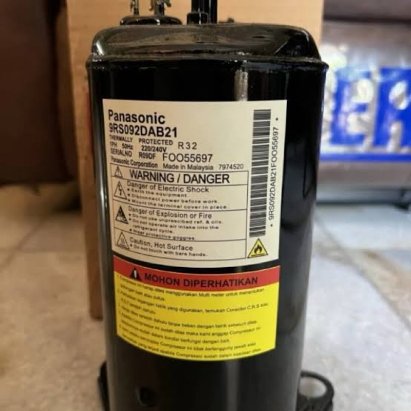 Jual KOMPRESOR PANASONIC 9RS092 1PK R32 BODY KECIL / COMPRESSOR AC 1PK ...