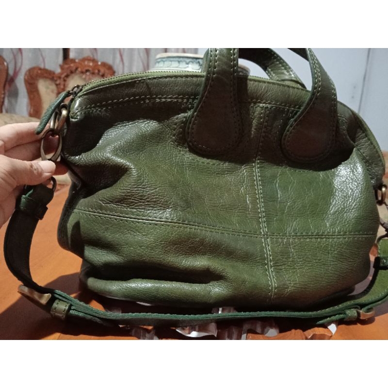 Jual bucini Tas Selempang Kulit Hijau | Shopee Indonesia