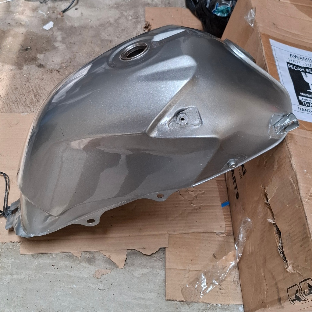 Jual Tangki tiger revo original copotan bekas (sesuai foto) | Shopee ...