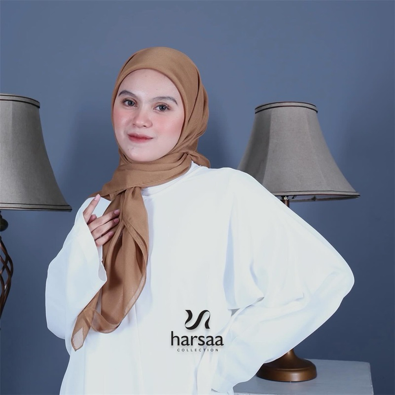 Jual Harsaa Hijab Paris Japan Fania/Segi empat ( Wood Smoke ) | Shopee Indonesia
