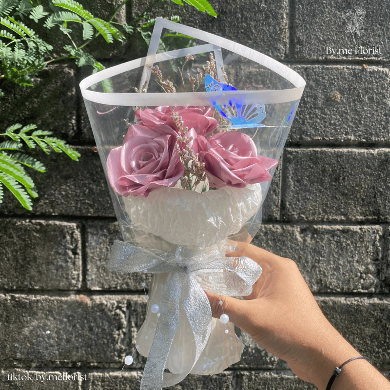 Jual Buket Bunga Satin Korean Style By.me Florist | Buket Ukuran Sedang ...