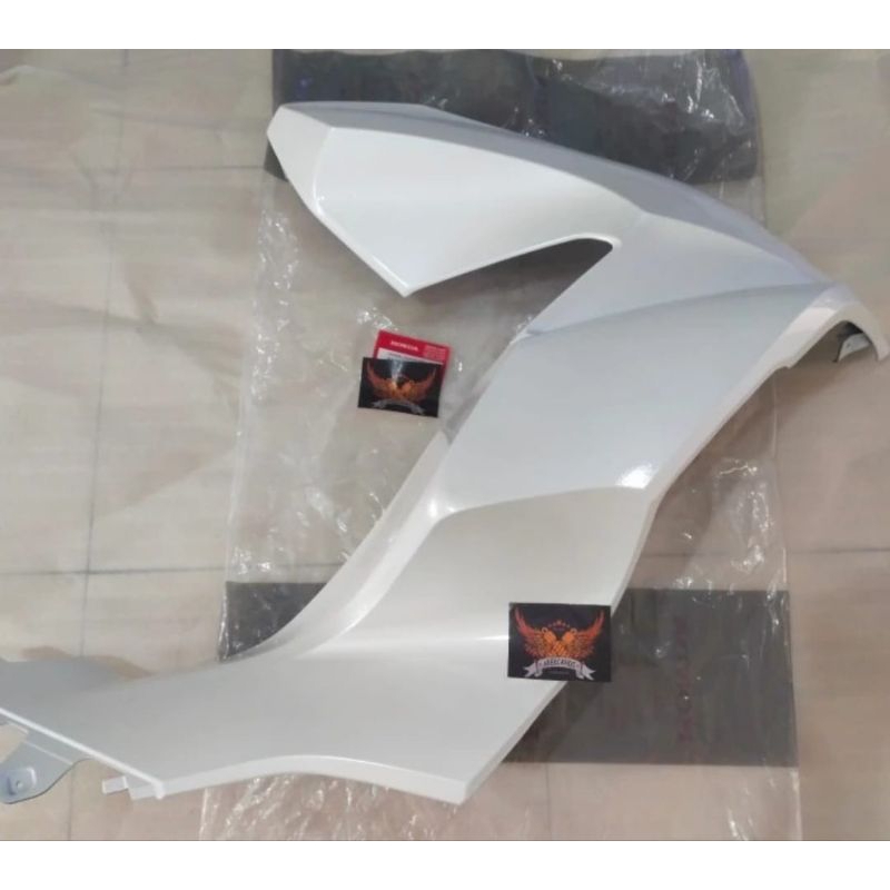 Jual cover body dek sayap depan pcx 160 putih mutiara ori ahm | Shopee ...