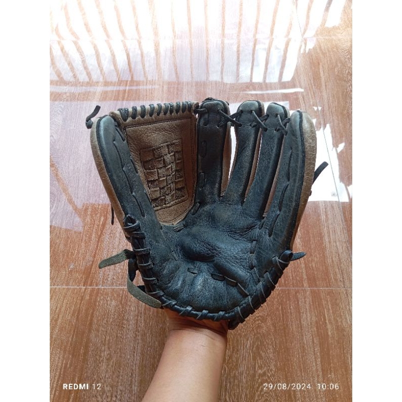 Jual Sarung tangan glove baseball softball bekas asli Kulit | Shopee ...