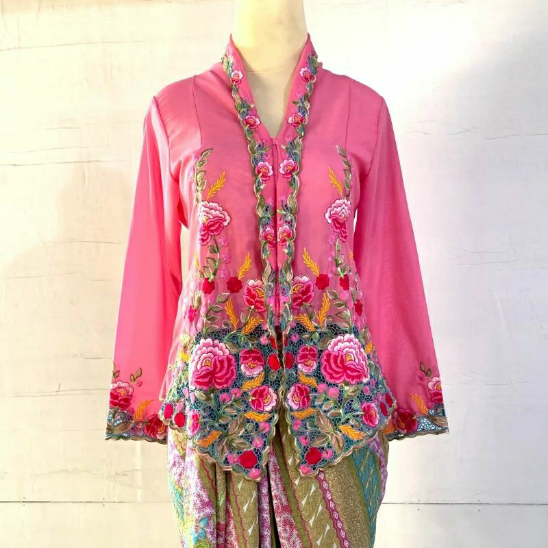 Jual [READY] Kebaya Encim Bukittinggi LD 92 | Kebaya Nyonya | Kebaya ...