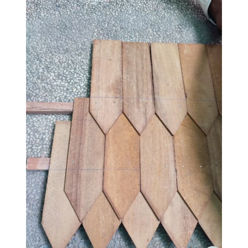 Jual Atap Sirap Kayu Ulin 25 cm x 8 cm | Shopee Indonesia