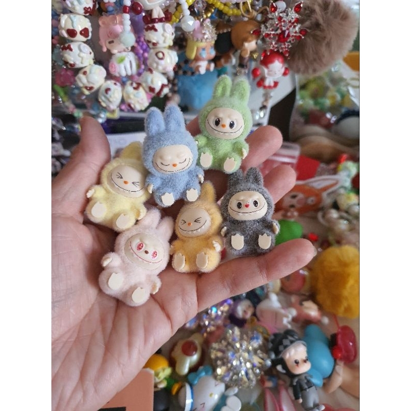 Jual labubu duduk mini | Shopee Indonesia