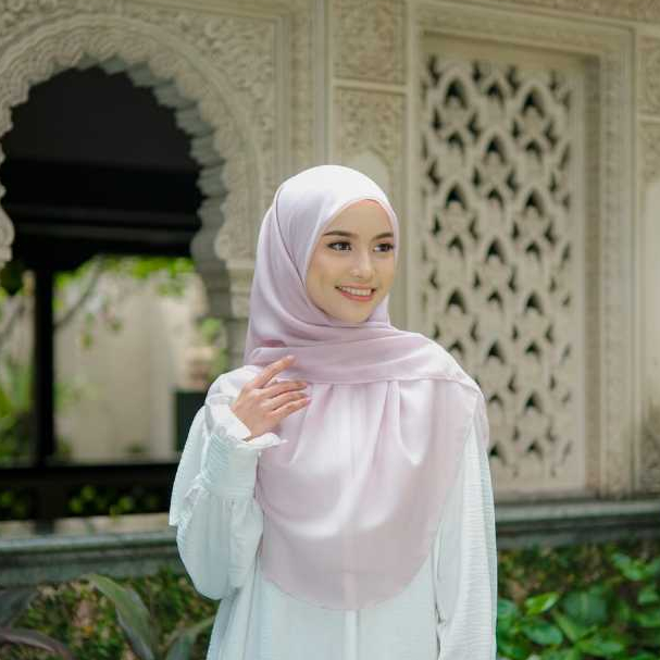 Jual Malay Plain Scarf 110x110cm | Hijab Malay | Kerudung Malay ...