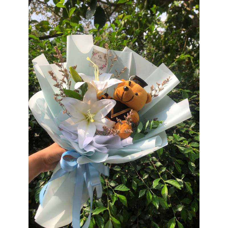 Jual Bucket Wisuda mix Lily latex | Shopee Indonesia