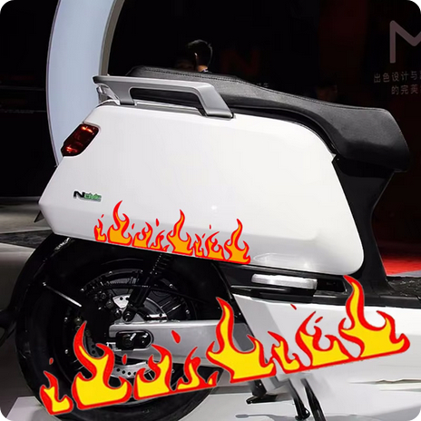Jual Sticker Cutting Api Menyala Berbahan Vinyl Anti Air Untuk Motor ...