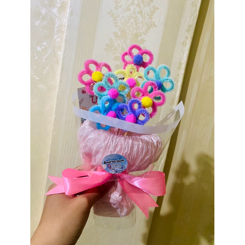 Jual Buket bunga kawat bulu round bouquet cellophane | Shopee Indonesia