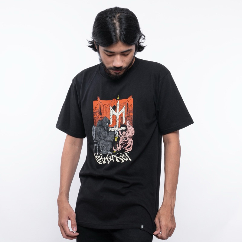 Jual TSHIRT CONVENIRE | MATERNAL DISASTER | THE LESSER TIME | Shopee Indonesia