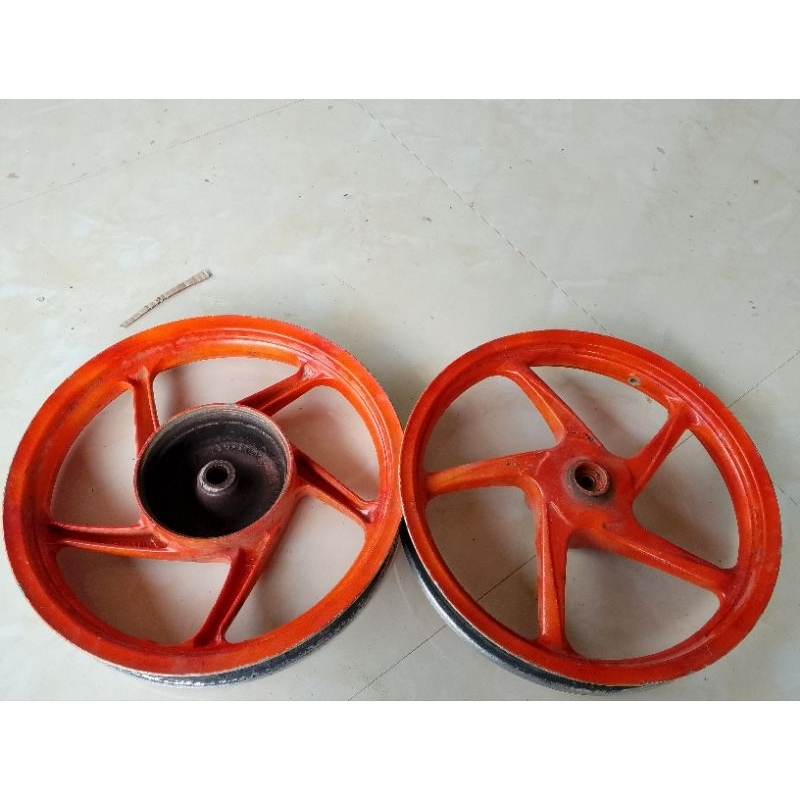 Jual velg belakang Vario spacy karbu beat karbu Scoopy original ...