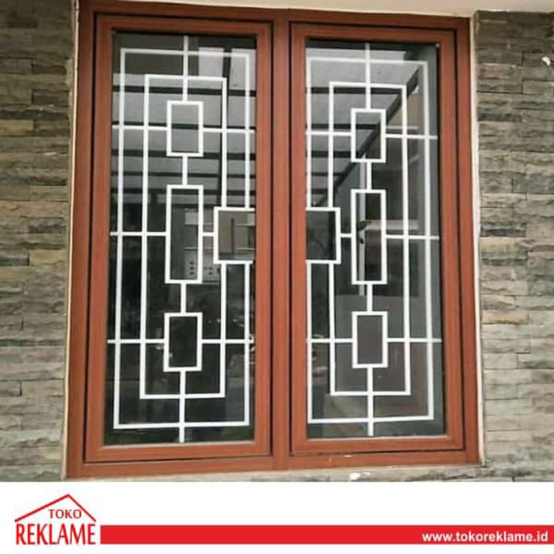 Jual TERALIS PENGAMAN JENDELA ALUMINIUM JENDELA KAYU | Shopee Indonesia