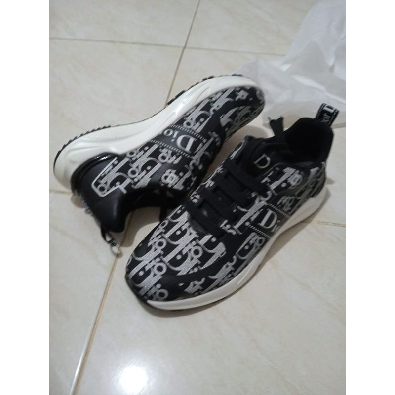 Jual sepatu Dior Barang Baru | Shopee Indonesia