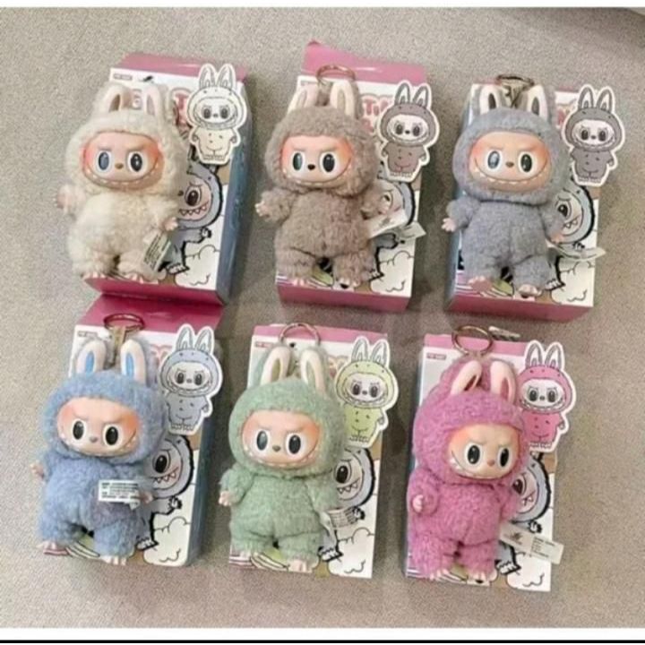 Jual Gantungan Labubu Bulu Berdiri Import Viral Anak Ready Bisa Diputar ...