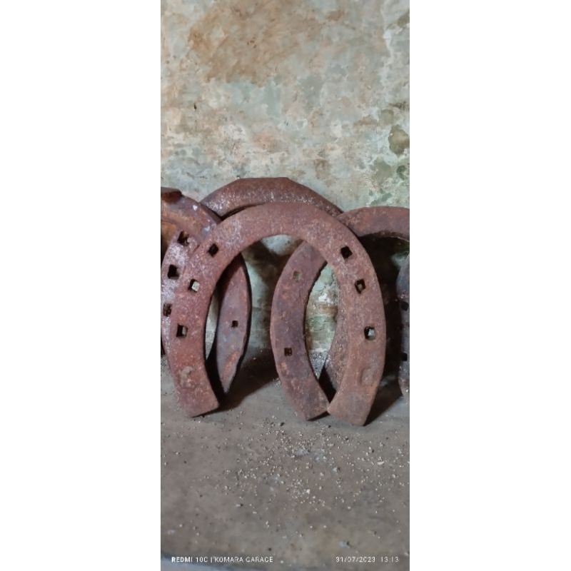 Jual Sepatu kuda, tapal kuda, ladam kuda, besi kuda, alas kaki kuda ...