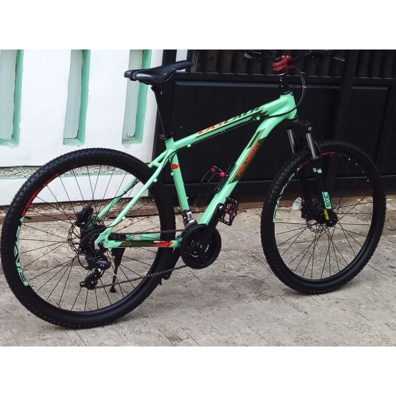 Jual SEPEDA POLYGON CASCADE 4 HIJAU MUDA AROMA NEW | Shopee Indonesia