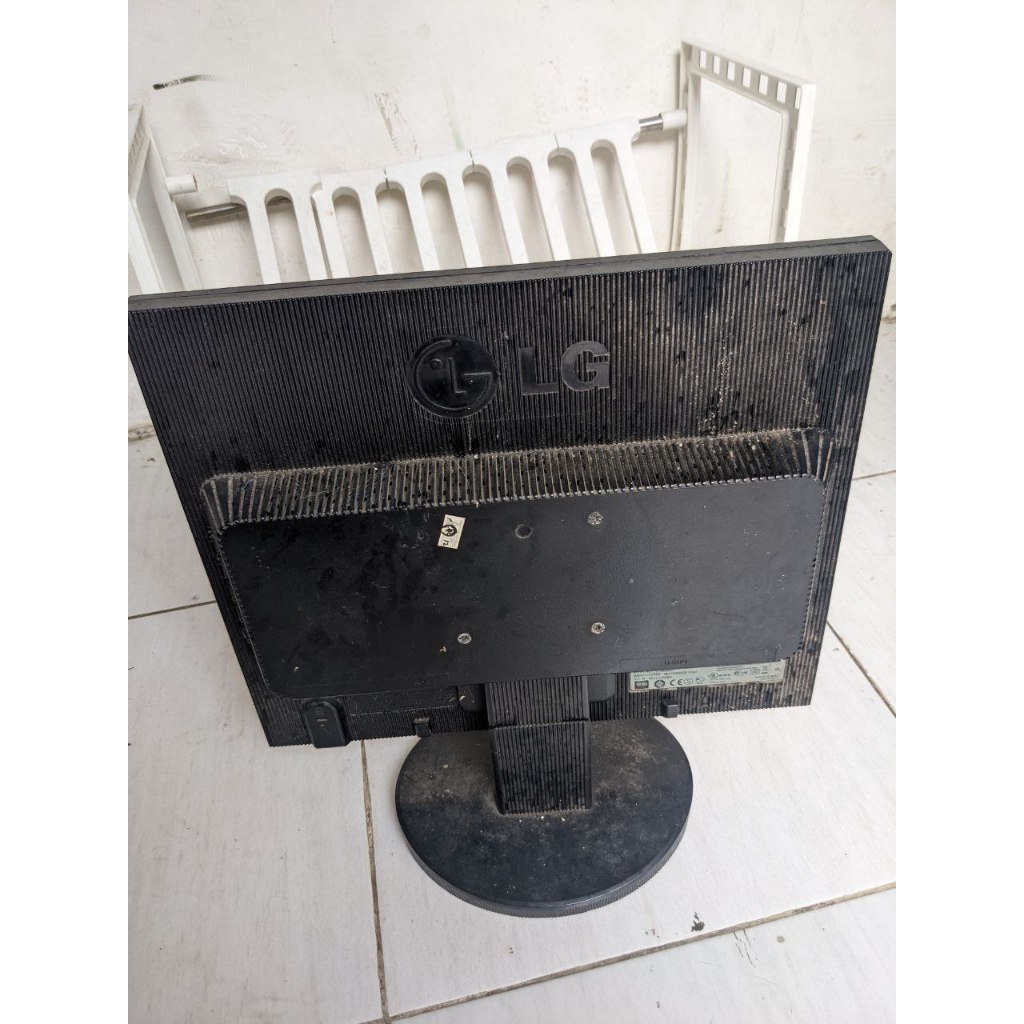 Jual Monitor LG 16 inci bekas mati | Shopee Indonesia