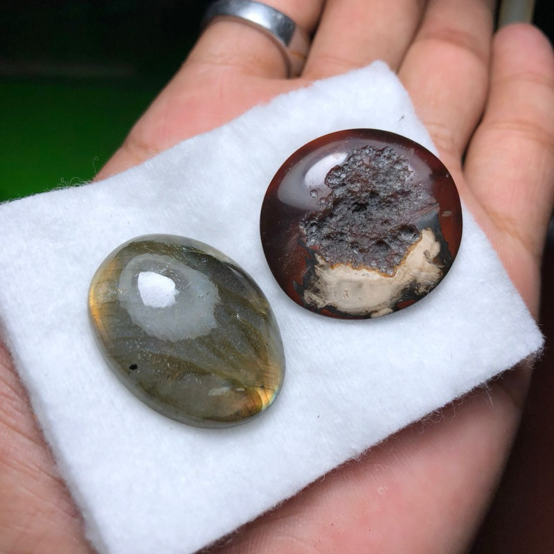 Jual Batu Alami Petak Malay atau Tanah Malay Sepasang Asli Tua dan ...