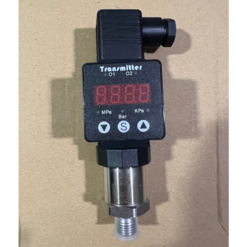 Jual Pressure Transmitter 0-6Bar DC24V 4-20mA Gas Liquid Water LED ...