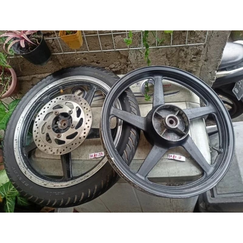 Jual Velg vixion old lama bisa scorpio rx King dll pelek racing palang ...