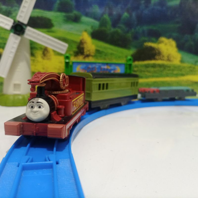 Jual Takara Tomy Kereta Plarail - Harvey (Thomas Series) | Shopee Indonesia