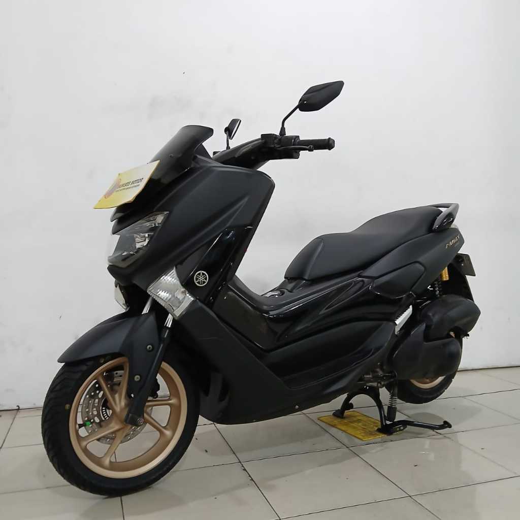 Jual yamaha nmax 155 hitam tahun 2018 surat-surat lengkap pajak panjang ...
