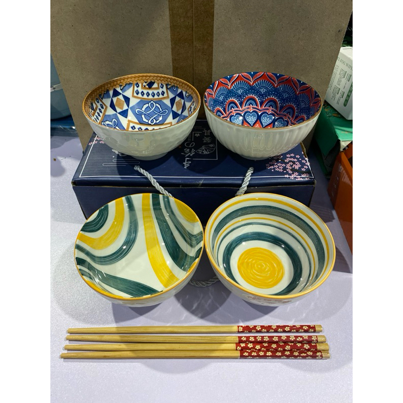 Jual Hampers Mangkok Set Premium Peralatan Makan Porselen / Hampers ...