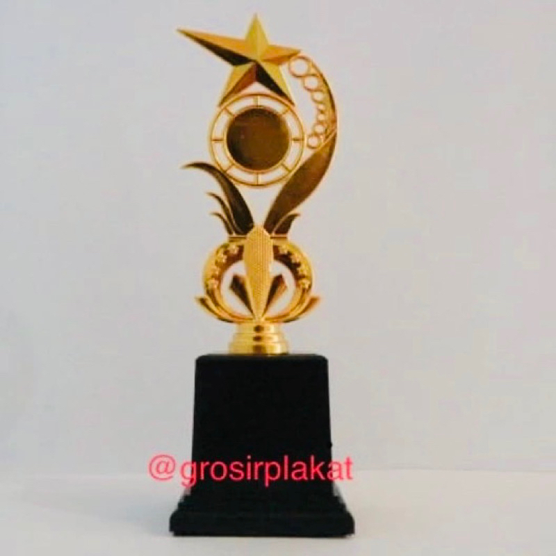 Jual Piala Murah Tinggi 30 cm Piala Emas | Shopee Indonesia
