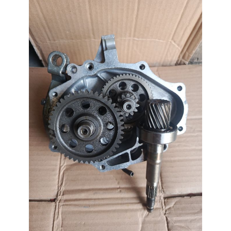 Jual gigi rasio gearbok rumah bak komplit Honda beat fi lama, spasi F1 ...