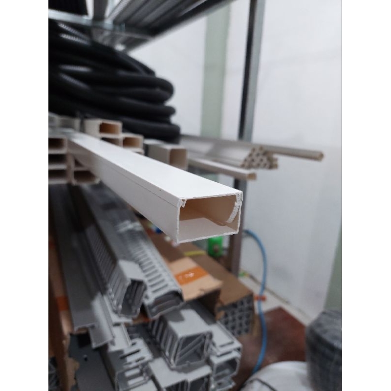 Jual Kabel Duct 40x25 mm Panjang 170 cm Fukusima Cable Duct 40x25x1700 ...