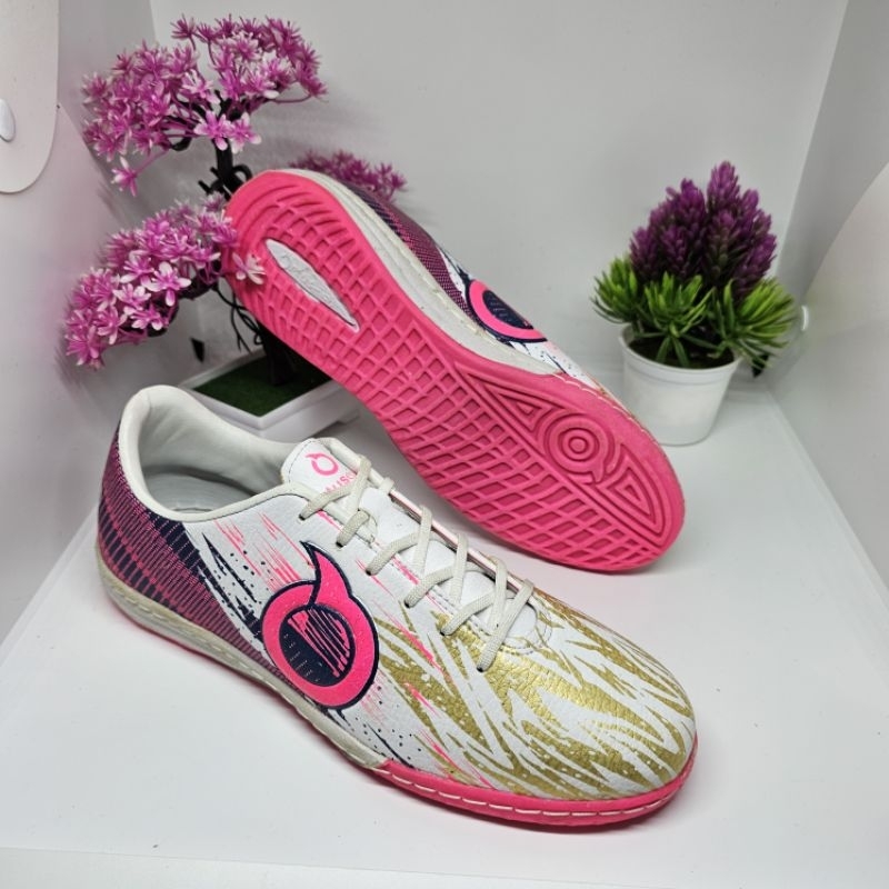 Jual Sepatu Futsal Catalyst Legion Sudah Disol ( Bonus Tas Jinjing ...