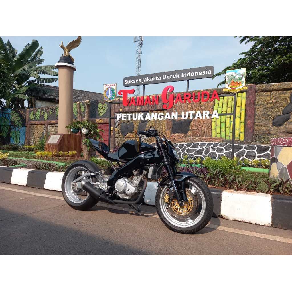 Jual Motor Full Custom Street Fighter Basic Yamaha 150cc Kaki Moge ...
