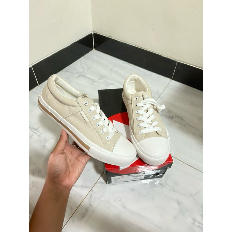 Jual Sepatu Airwalk Women sale 70% cream ukuran 36 dan 40 (ALONSO BEIGE ...