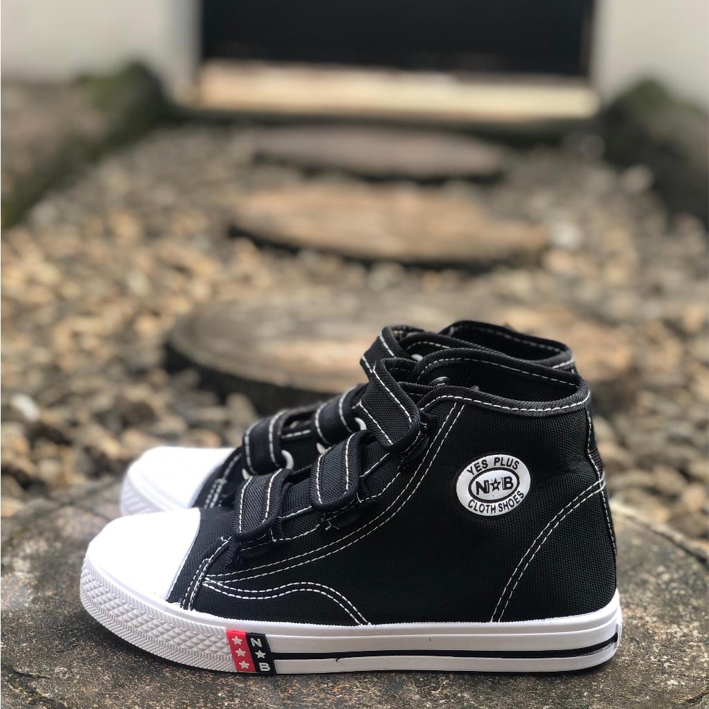 Jual SEPATU SEKOLAH ANAK LAKI LAKI DAN PEREMPUAN NB TK SD SMP SMA ...