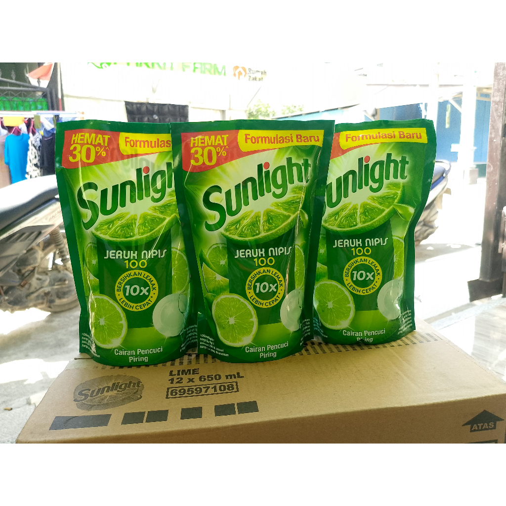 Jual PAKET 3 pcs SUNLIGHT SABUN CUCI PIRING JERUK NIPIS REFILL 635 ML | Shopee Indonesia