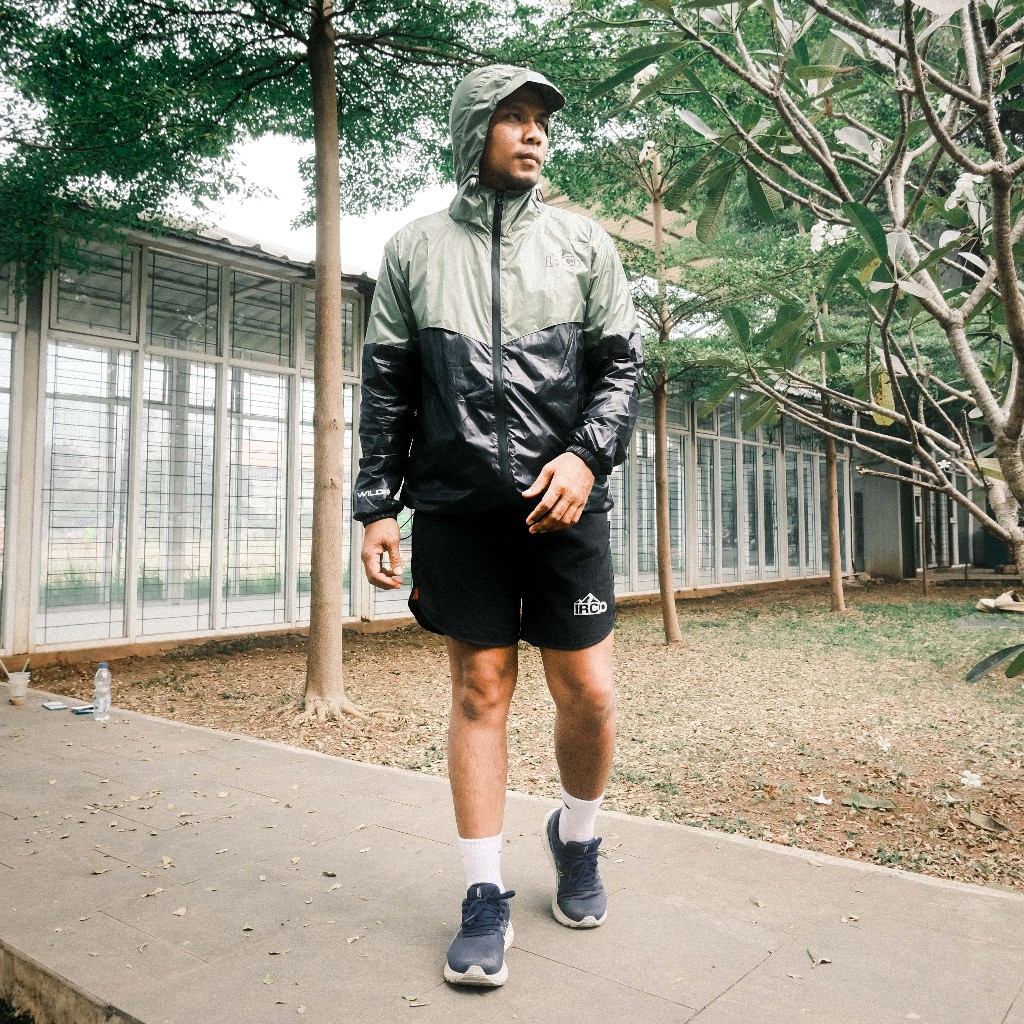 Jual Jaket Olahraga Parasut Irco Wildrun Outdoor Running Pria Wanita ...