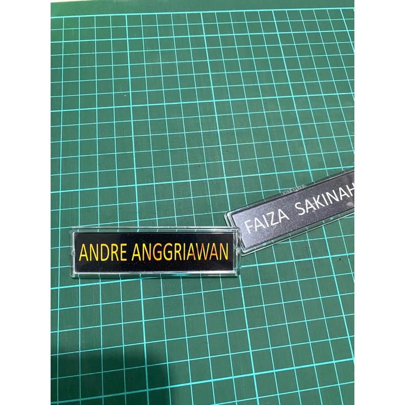 Jual NAME TAG DADA/ ID CARD INSERT PAPER AKRILIK MURAH | Shopee Indonesia