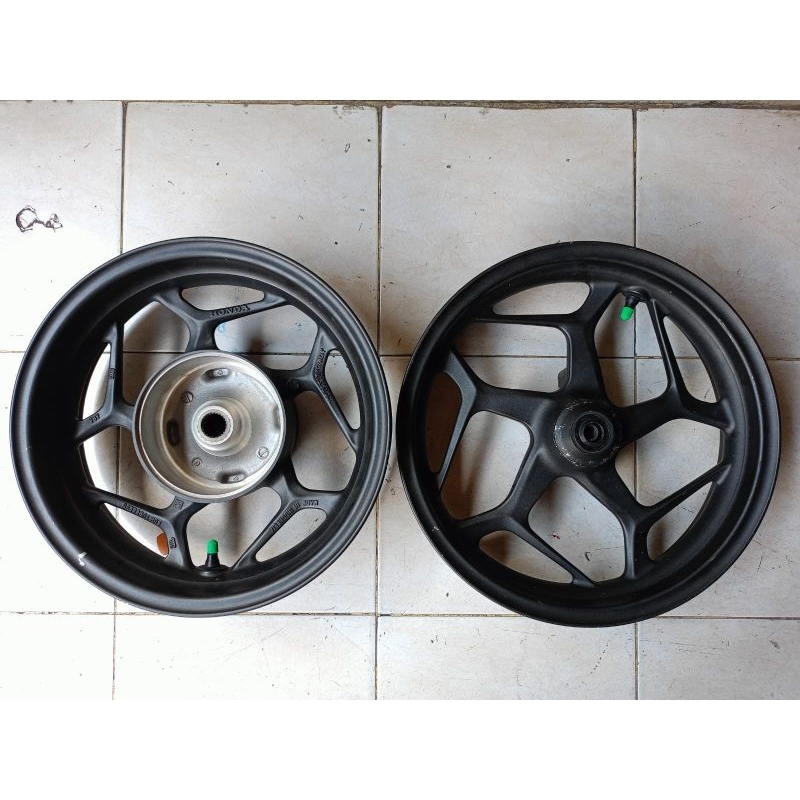 Jual velg standard pcx 160 depan dan belakang cakram original | Shopee ...
