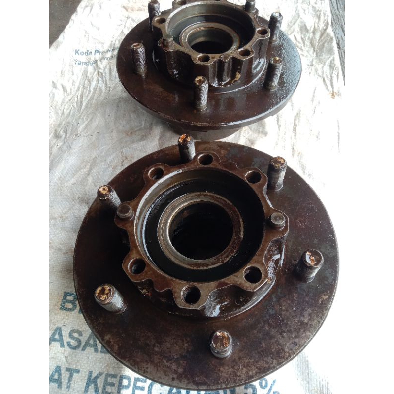 Jual Nap roda belakang kanan kiri mobil Mitsubishi PS 100 engkel barang ...