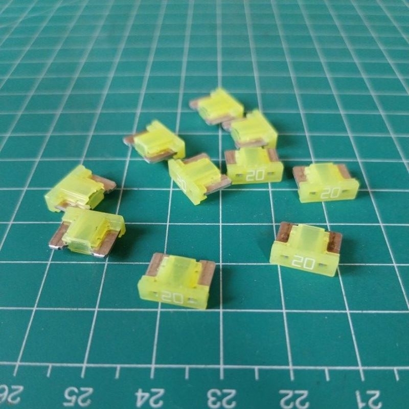 Jual ISI 10 PC SIKRING 20 A MIKRO SIKRING BUNTUNG SIKRING CEBOL FUSE ...