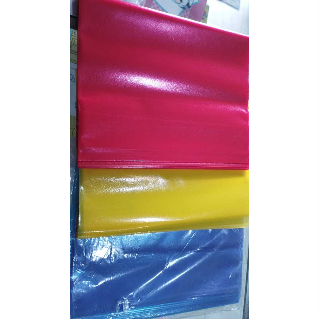 Jual SAMPUL BUKU TULIS PLSATIK UKURAN KUARTO( MERAH, KUNING, BIRU ...
