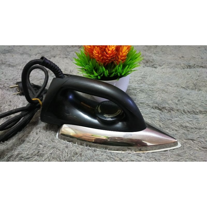 Jual Setrikaan Philip HD-1773 bekas/secon | Shopee Indonesia