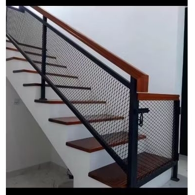 Jual tangga railing dengan pegangan kayu. | Shopee Indonesia