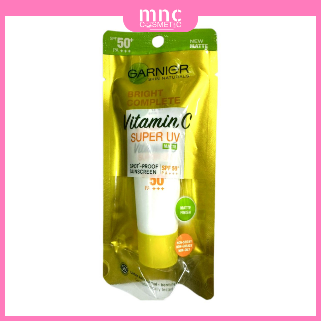 Jual GARNIER - Bright Complete Vitamin C Super UV Matte SPF 50 Spot ...