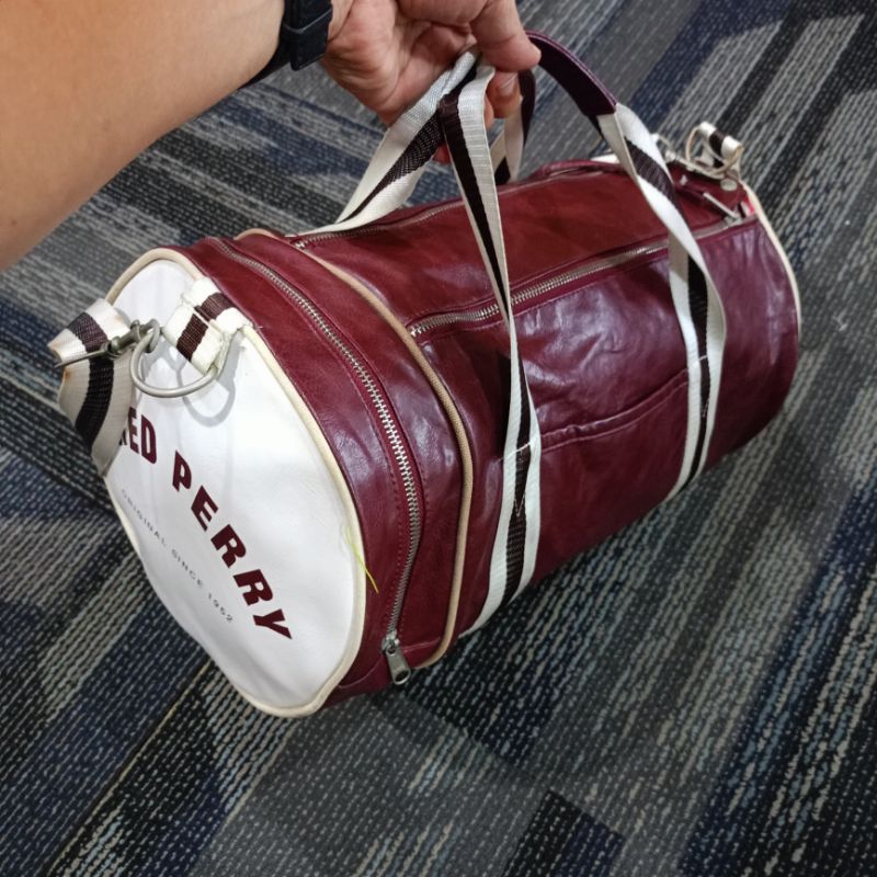 Jual Fred Perry Duffle Bag+Starbucks Clutch | Shopee Indonesia