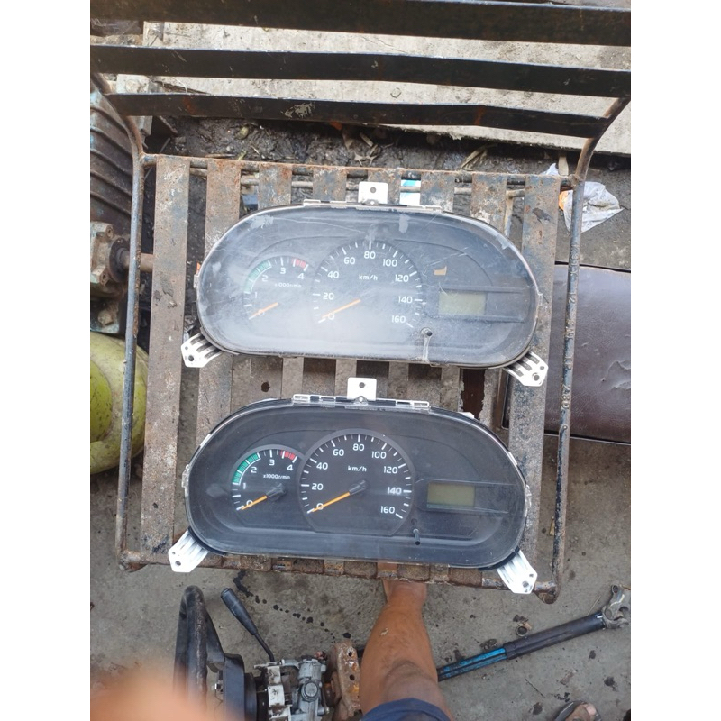 Jual SPEEDOMETER COPOTAN HINO DUTRO TAHUN MUDA | Shopee Indonesia