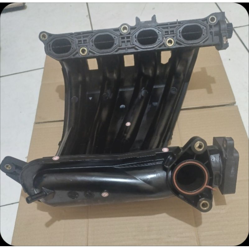 Jual intake manifold Nissan grand Livina 1,5 1500cc original garansi ...