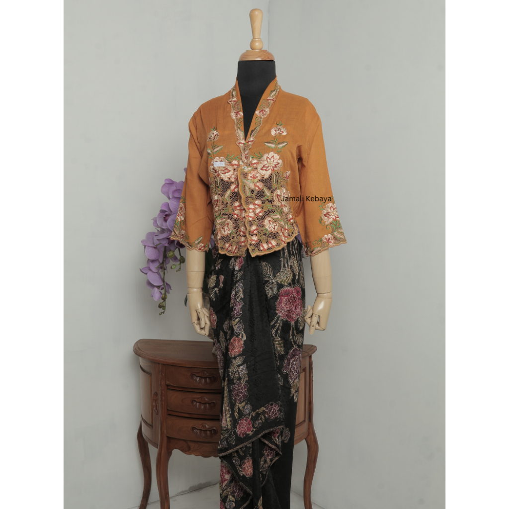 Jual S CLEARANCE SALE Bolero Kebaya nyonya kerancang | Shopee Indonesia