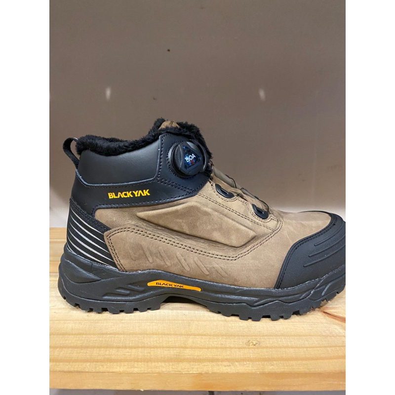Jual Limited edition BOA Sepatu Safety Black Yak 74 D - Black Yak ...